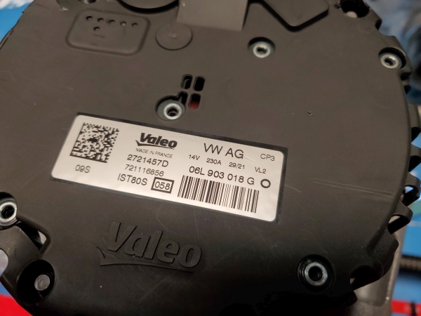 Valeo 12V Altermotor: Dane Kouttron